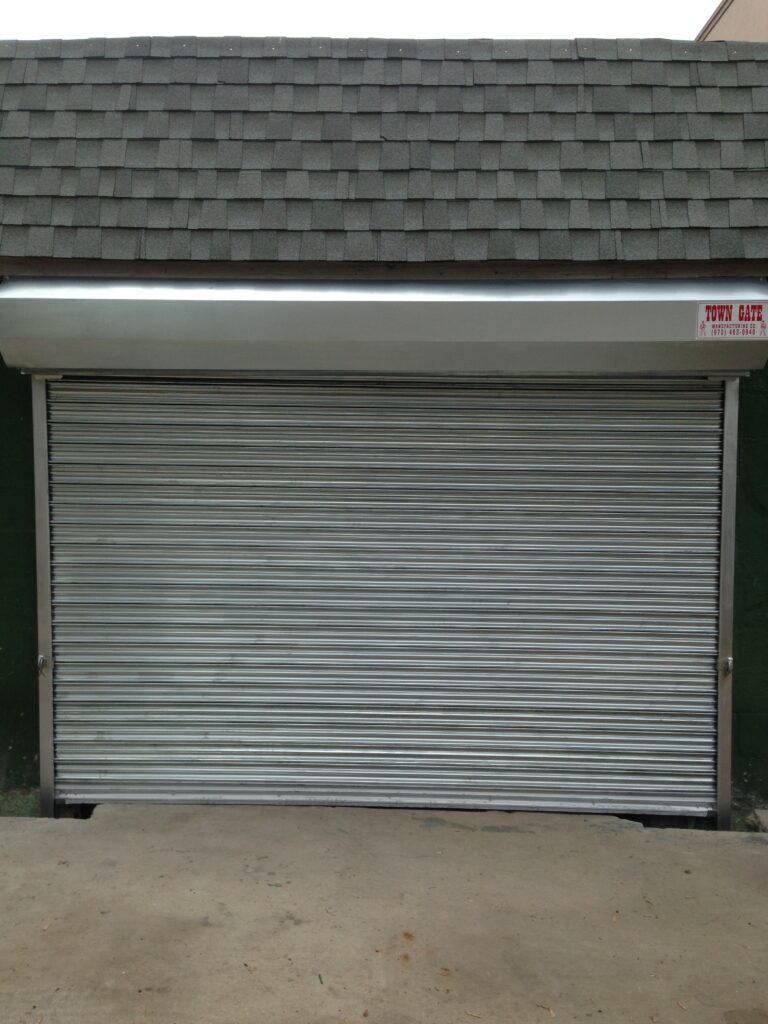 Storefront Solid W Manual Push-Up - Town Gate Co | Metal Gates, Rolling ...